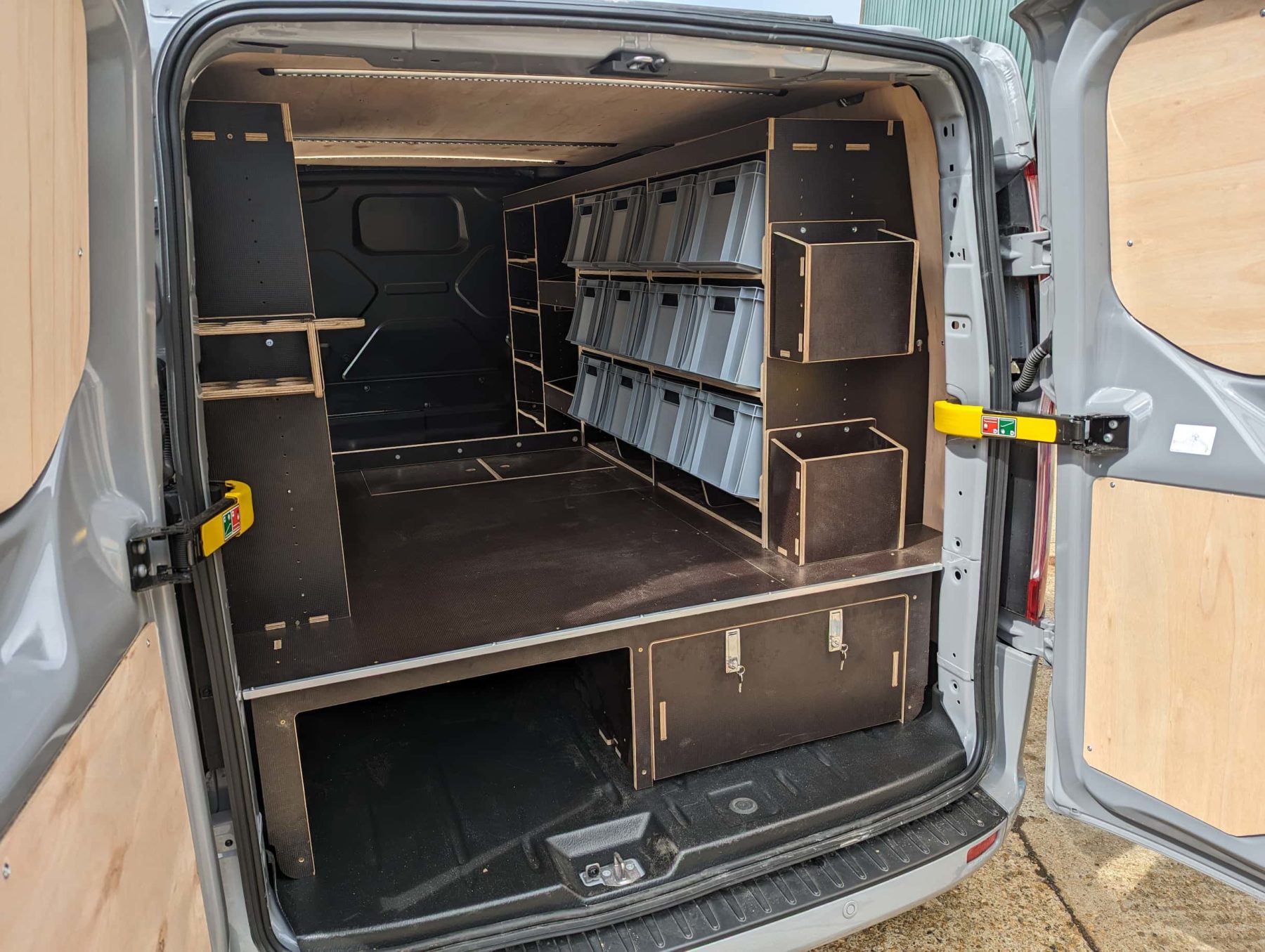 Racking - Yoke Vans